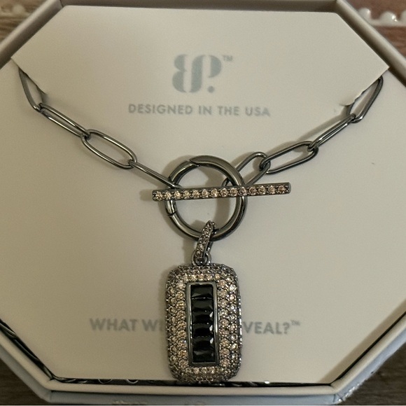 Bomb Party | Jewelry | Bomb Party 225 Og Necklace Shes Giving Trends ...